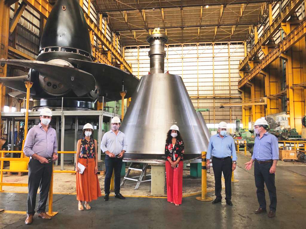 Members of the new board of Directors toured IMPSA - IMPSA